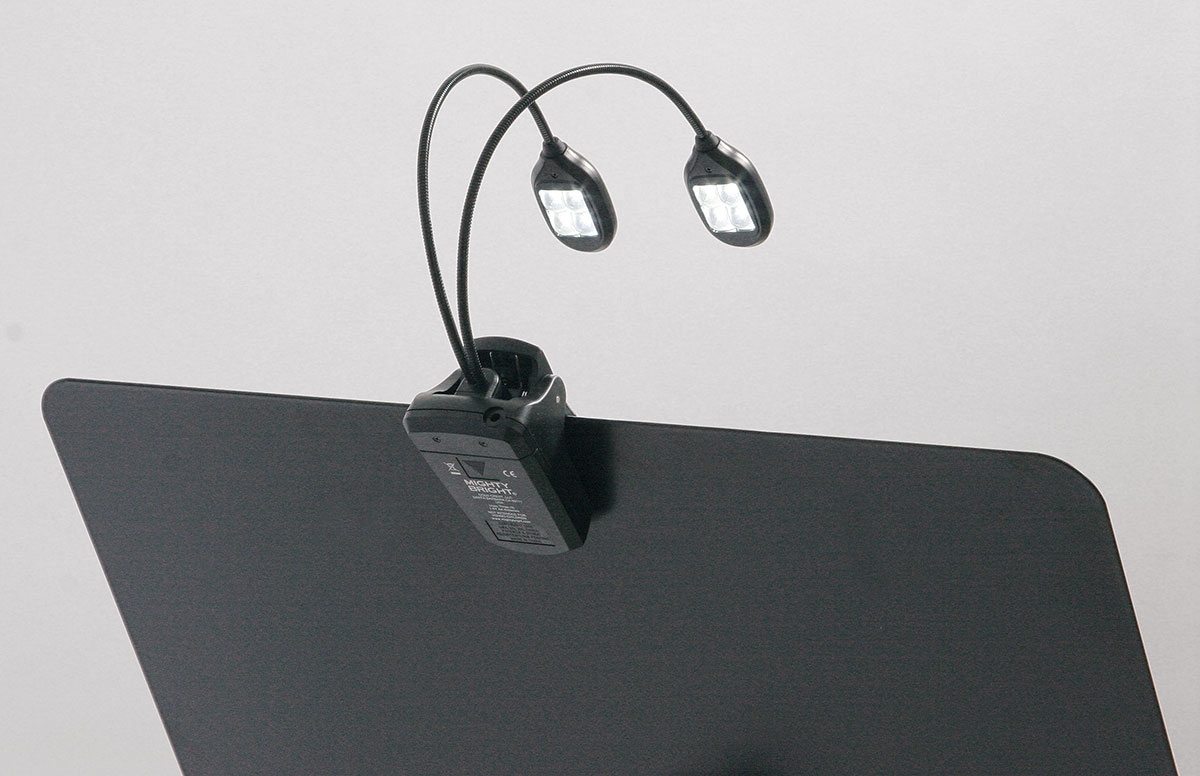 K&M Music Stand Twin Head Light - Mannin Music